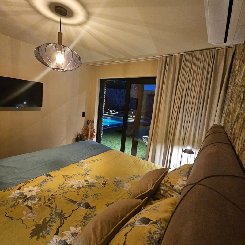 Relaxy - Evening swim under the moon - Reserveren